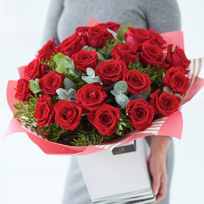Luxury 24 Red Roses: Order Flowers Online | Interflora India | ID1438338